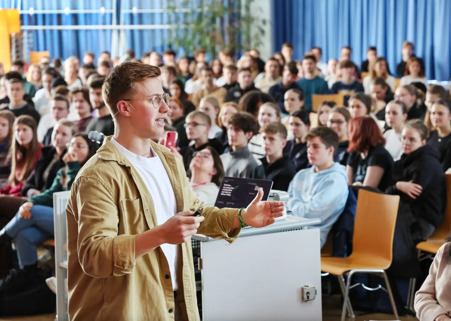 Haller „Rede an die Jugend“: Samuel Keitel: „Ihr seid die Innovatoren ...