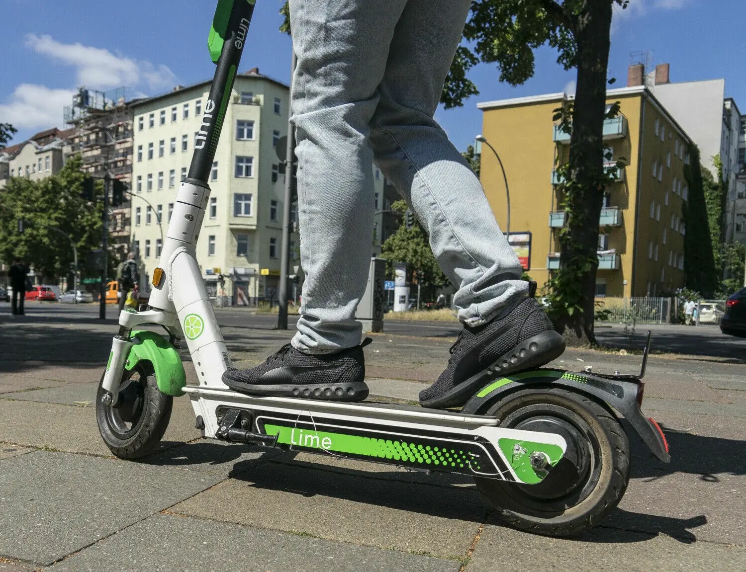 E-Scooter zum Ausleihen: Die Kritik an egoistischen E-Scooterfahrern ... E-Scooter zum Ausleihen: Die Kritik an egoistischen E-Scooterfahrern ...