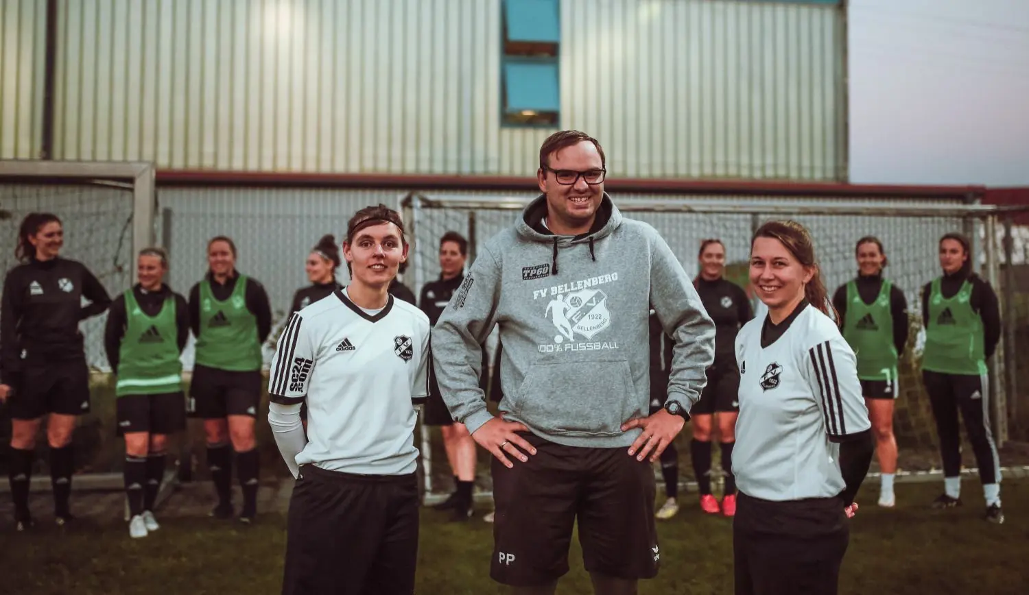 Frauenfußball in der Region: Kicken und Klassenerhalt: Was die ...