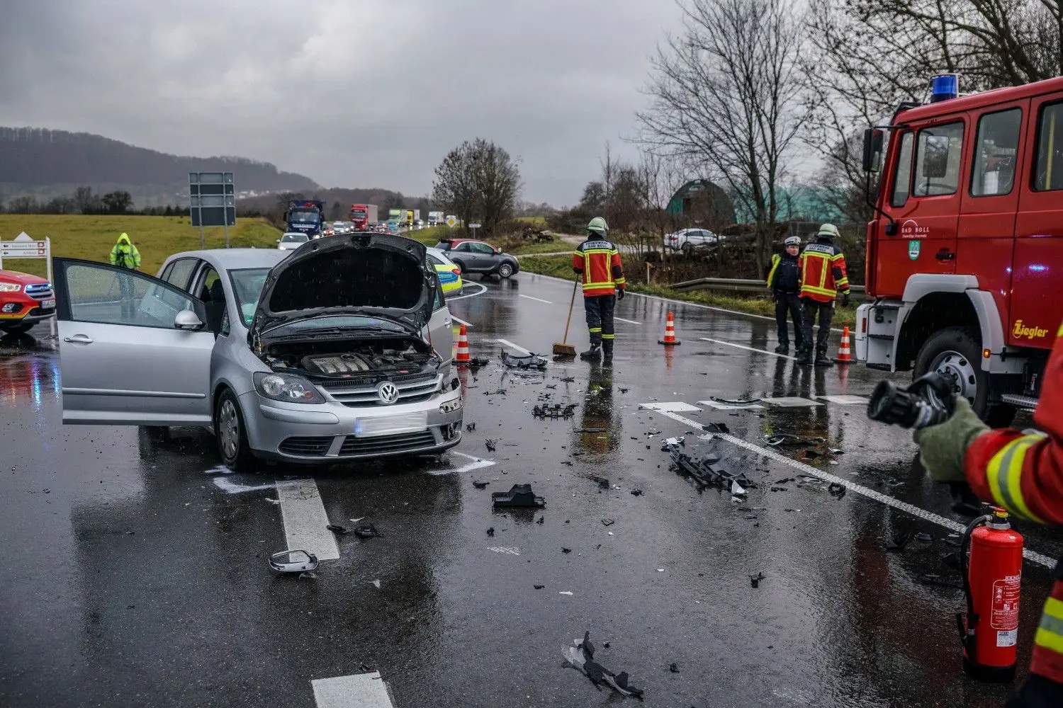 Göppingen: Zwei Verletzte nach Unfall bei Bad Boll | swp.de