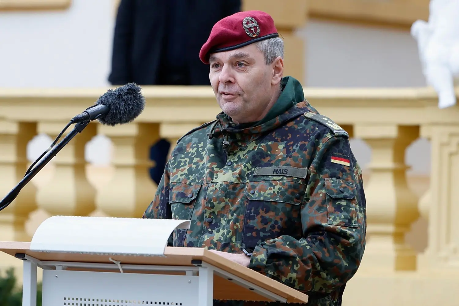 Nato-Verpflichtungen in Gefahr?: Bundeswehr-General zweifelt an ...