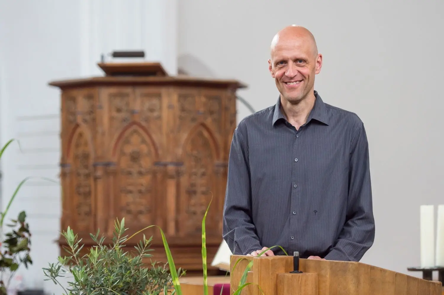Ulm: Neuer Pfarrer für die Neu-Ulmer Petruskirche | swp.de