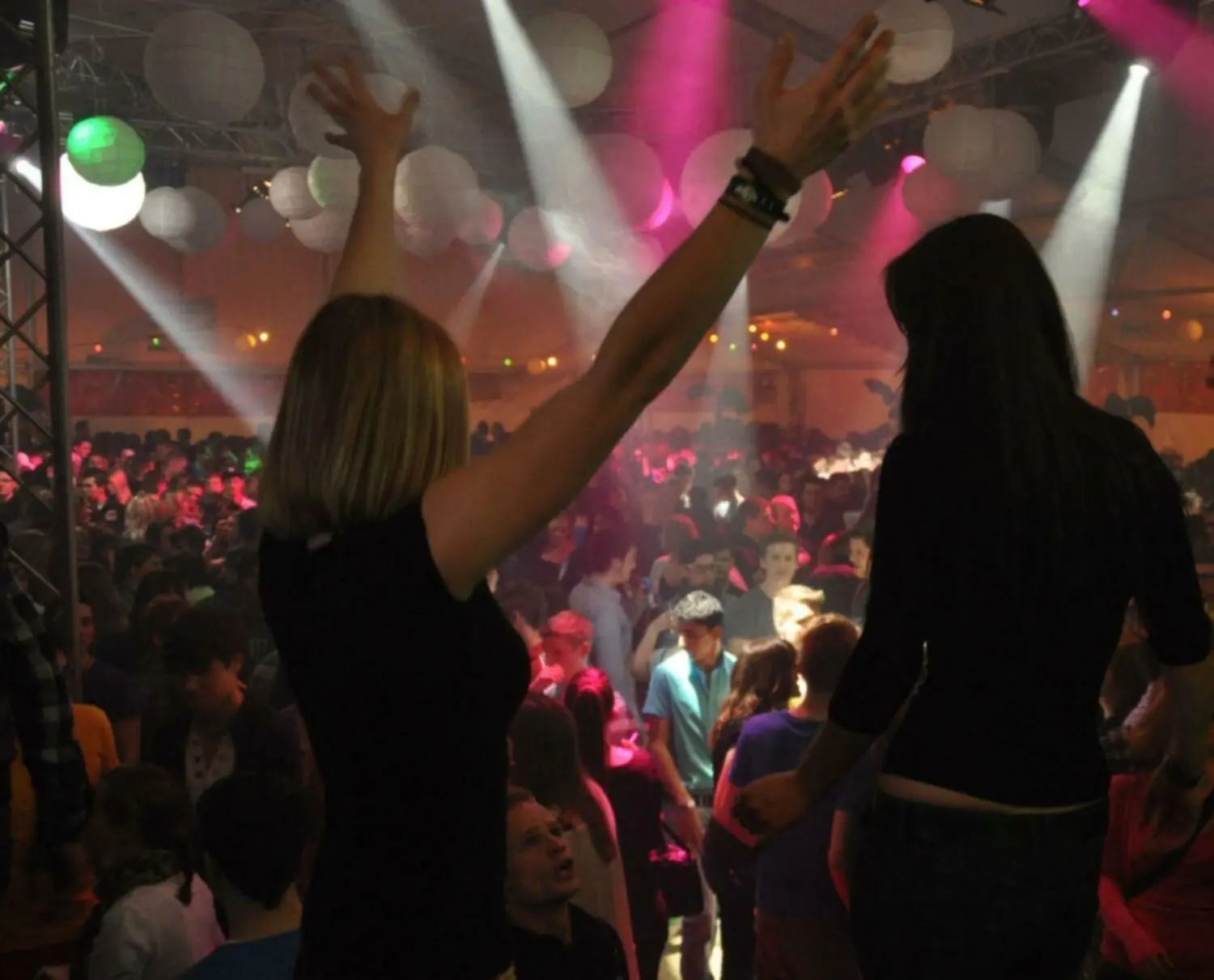 Summer Vibrations Festival in Weidenstetten: Party bis morgens um 4 Uhr ...