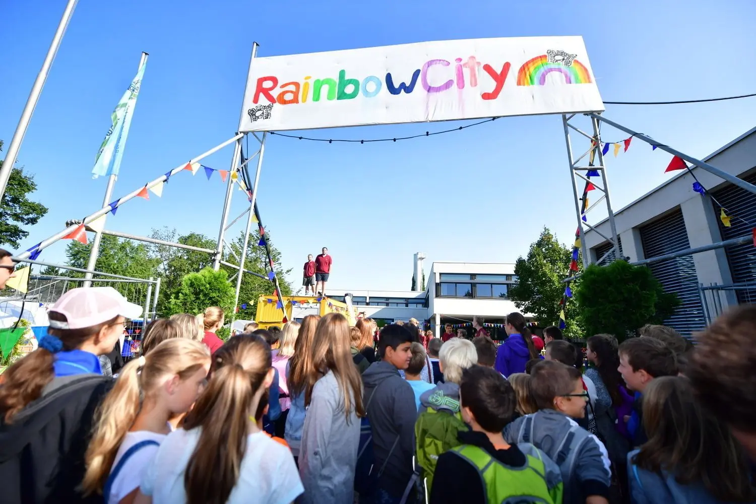 Preis für Göppinger Spielstadt: Jugendbildungspreis geht an Rainbow ...