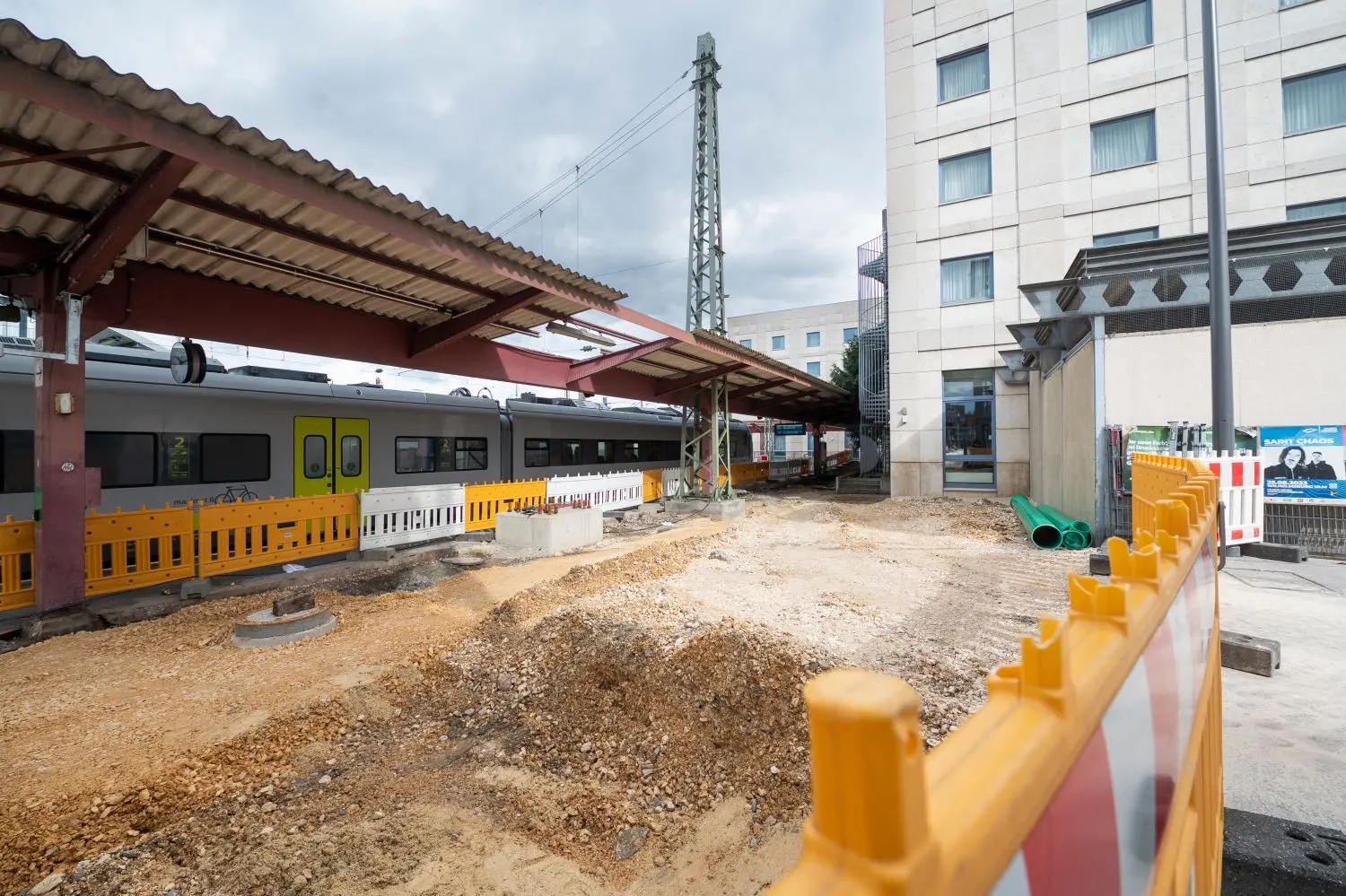 Hauptbahnhof in Ulm: Modernisierung des Bahnhofs: Weiter dranbleiben! | swp.de