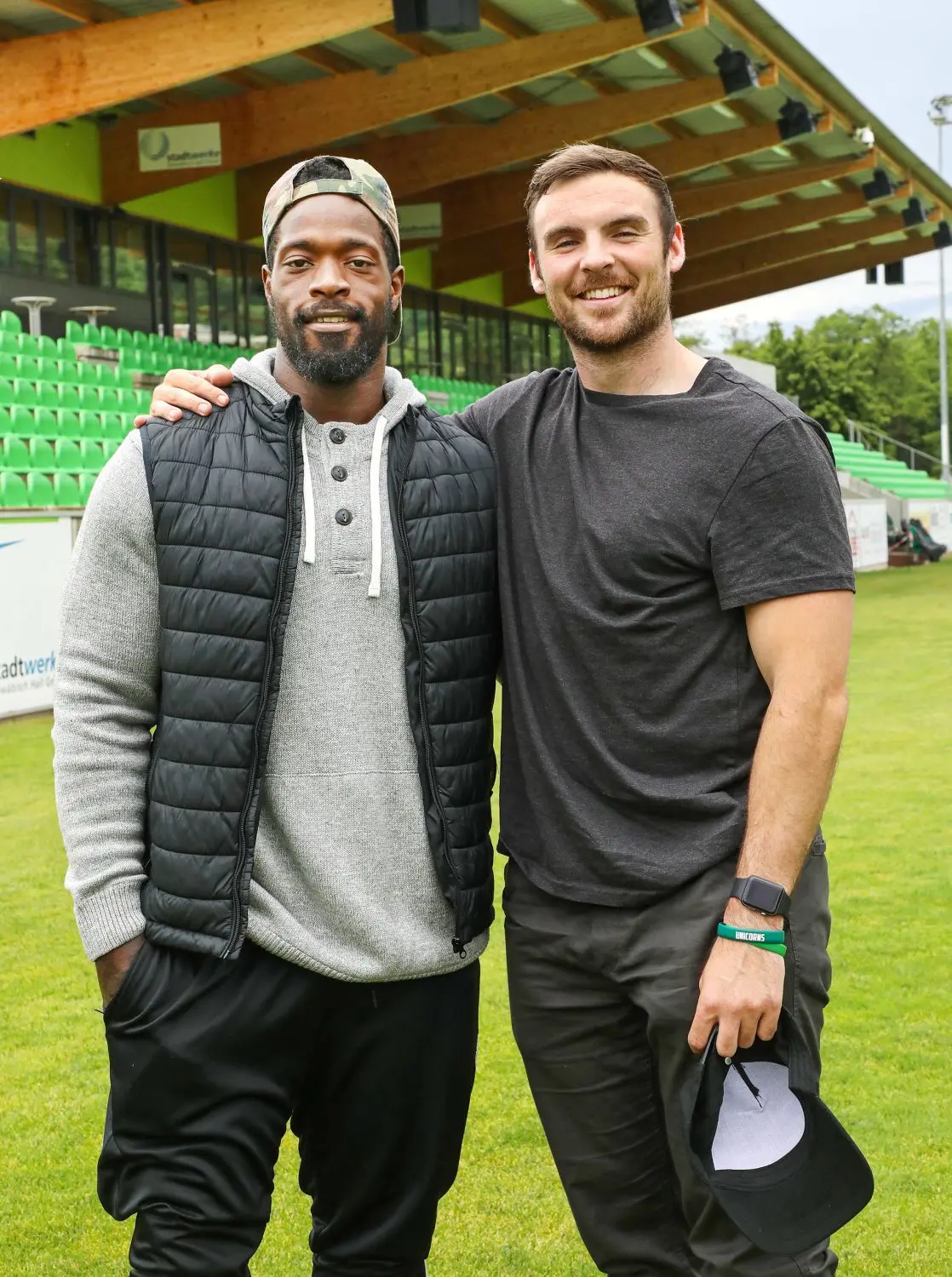 Tod von George Floyd: Das sagen die Footballer Devin Benton und Nick ...