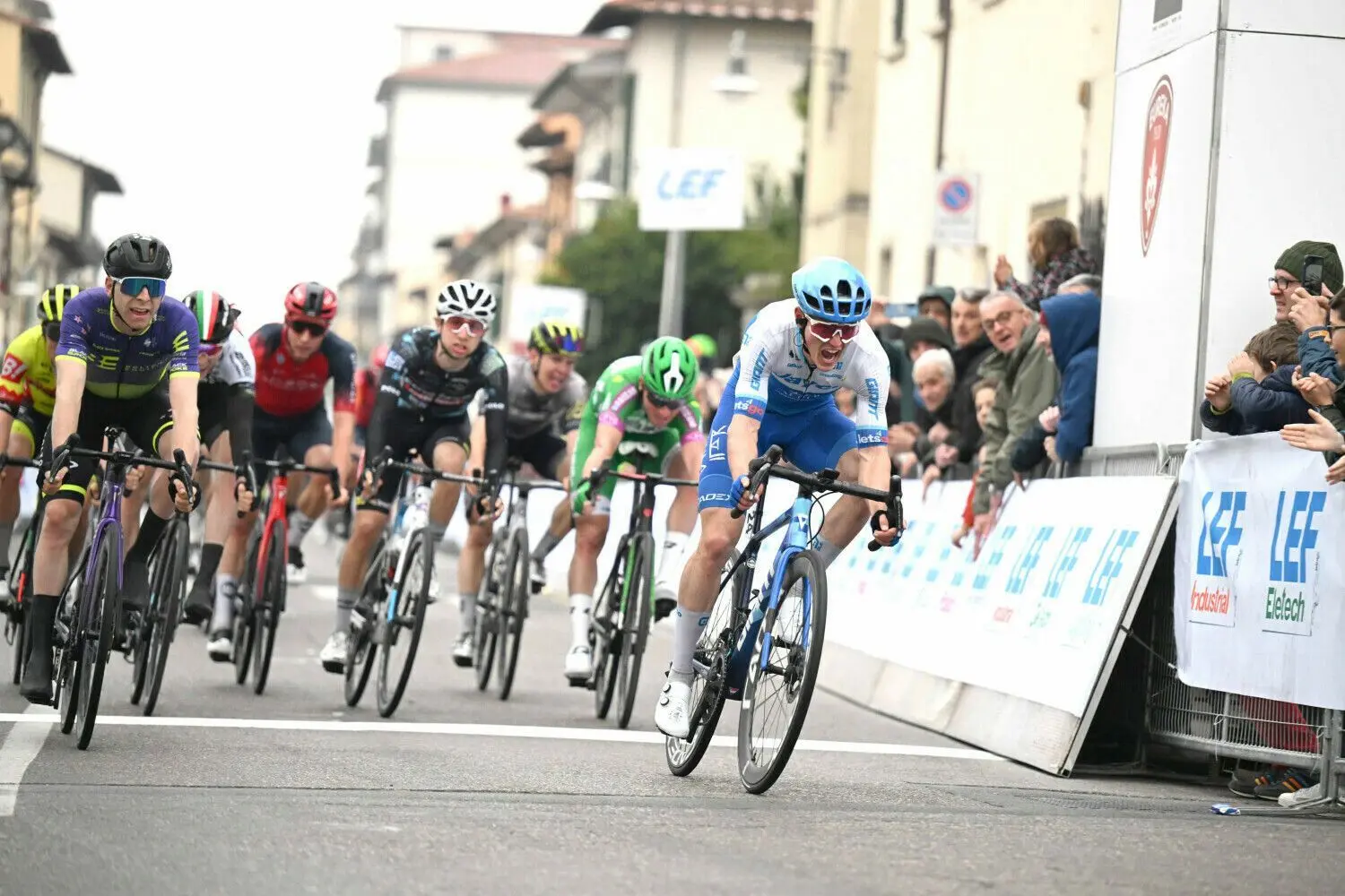 Radsport: Felix Engelhardt aus Senden gewinnt sein erstes Profirennen ...