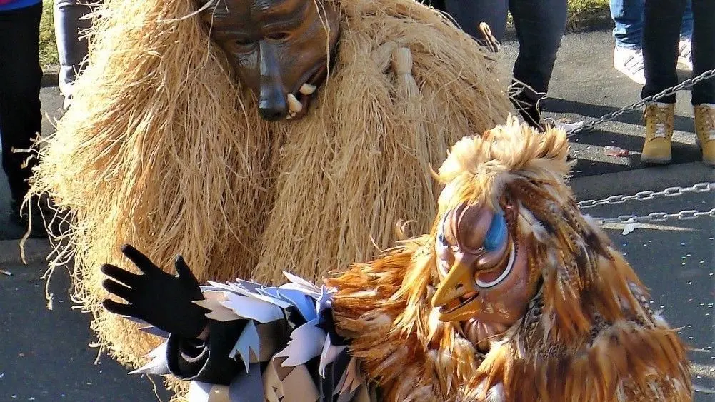 Fasnet 2022 Rangendingen: Fasnet geht in die Vollen: Noch ein spontaner Umzug durch Rangendingen ...