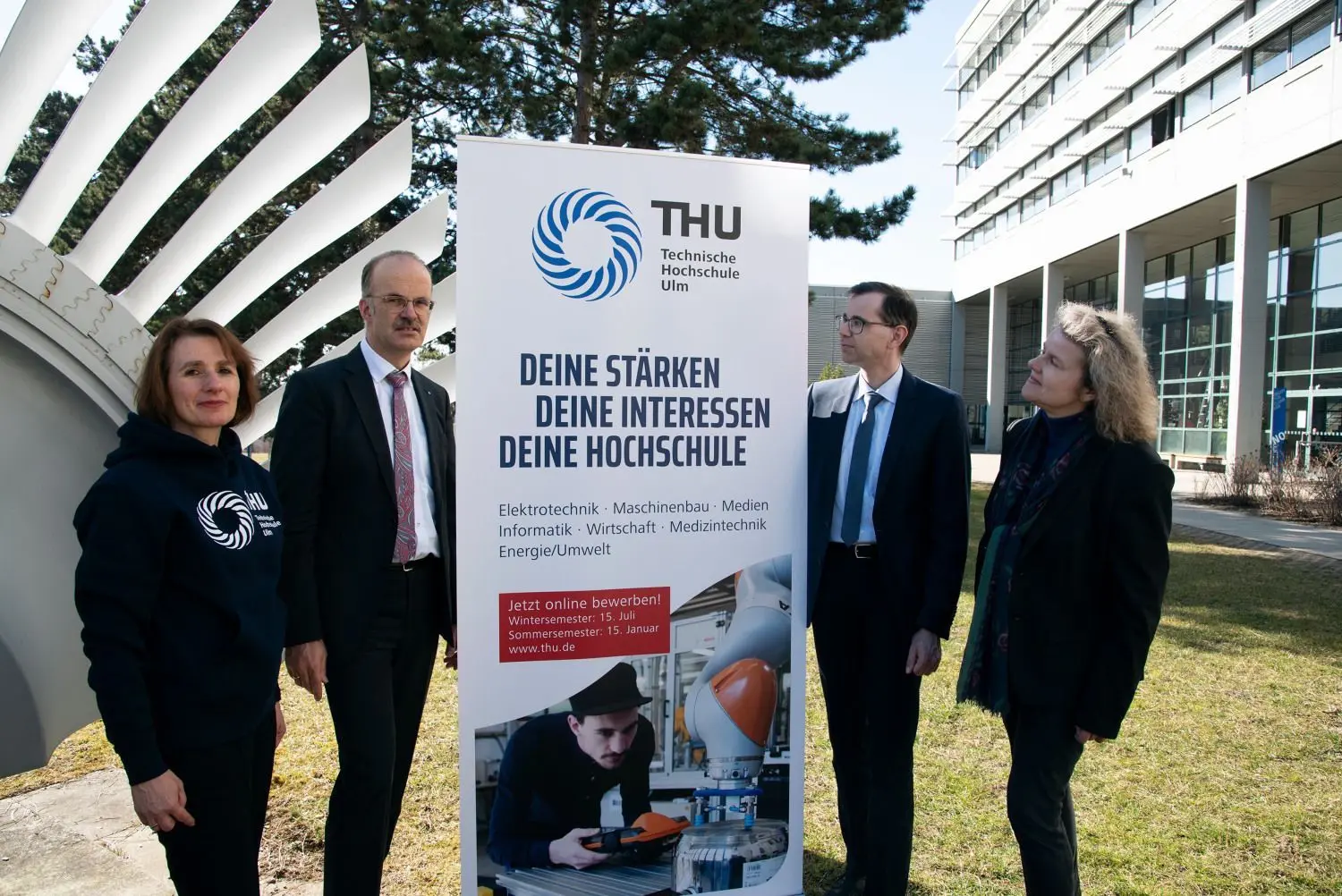 Ulm: Hochschule Ulm heißt jetzt „Technische Hochschule Ulm“ | swp.de
