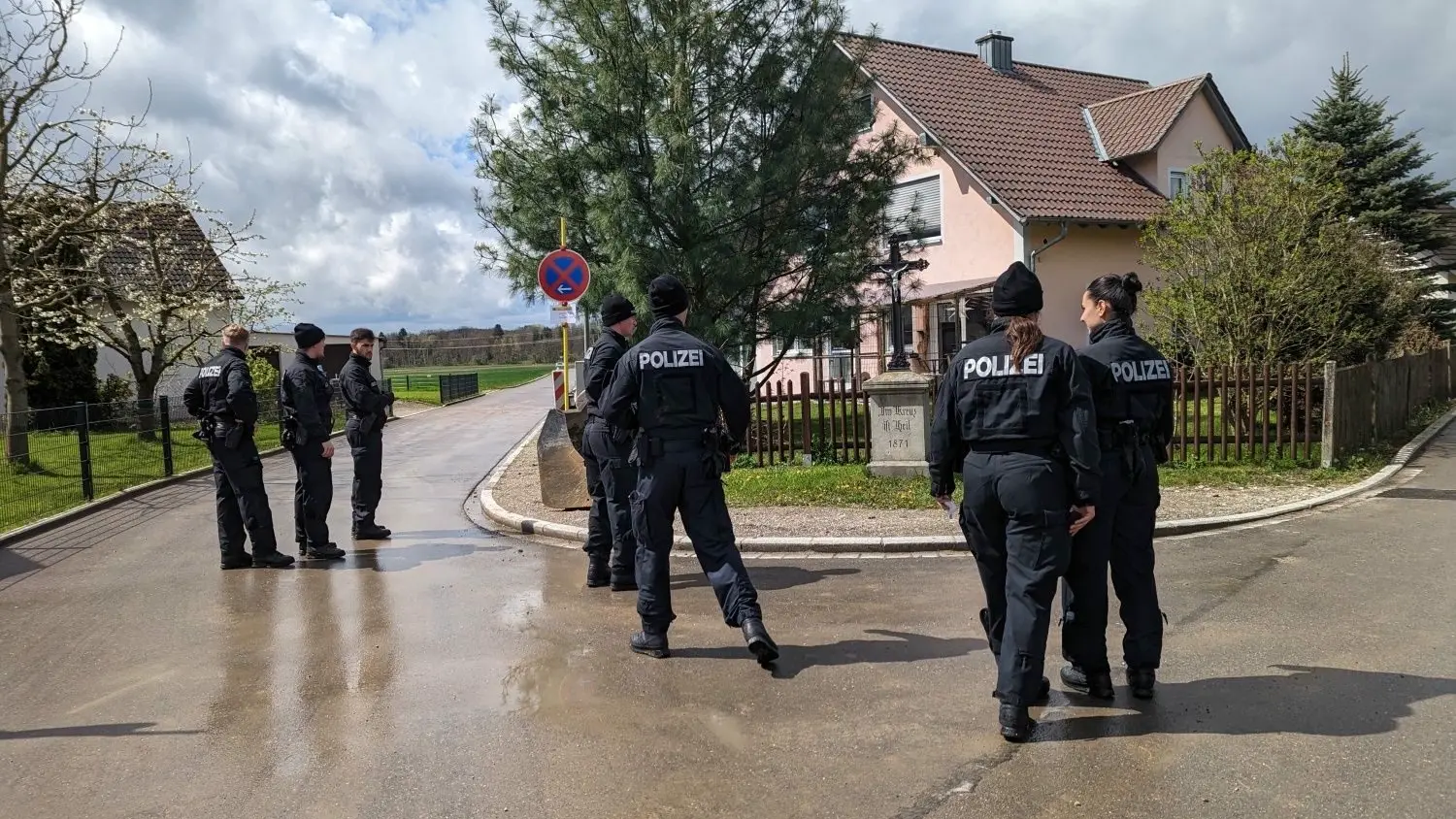 Doppelmord in Bayerisch-Schwaben: Eine Spur führt von Altenstadt nach ... Doppelmord in Bayerisch-Schwaben: Eine Spur führt von Altenstadt nach ...