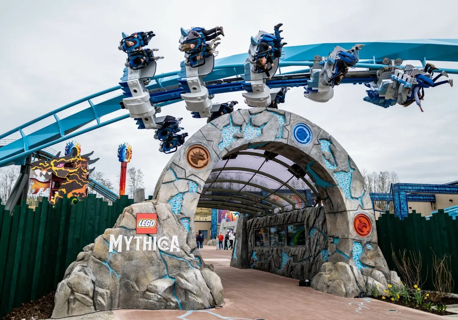 Legoland Günzburg neu mit Lego-Mythica: Tickets, Öffnungszeiten, Preise ...