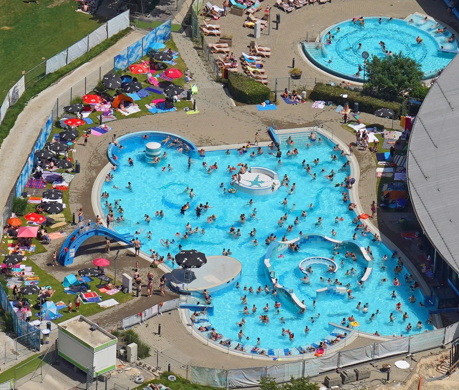 Freibäder in Ulm: Schwimmbäder sind Schmelztiegel der Gesellschaft | swp.de