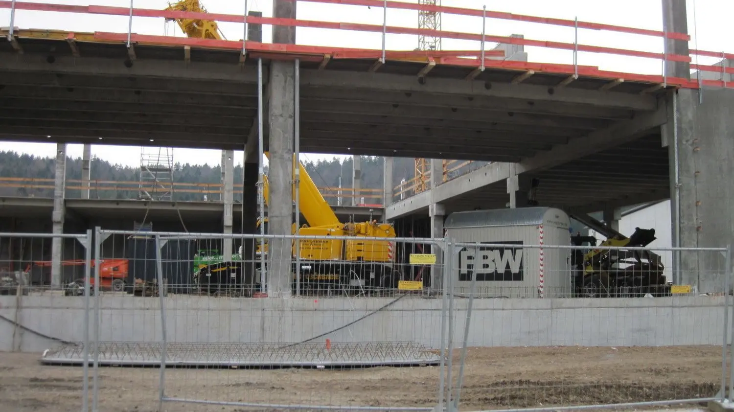 Erbe Rangendingen Tübingen: Das Tempo stimmt auf der Erbe-Baustelle in ...