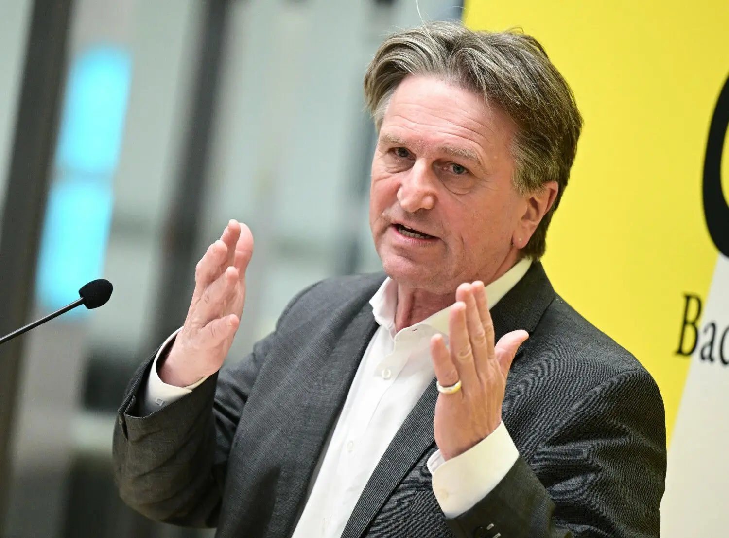 Corona BW: Baden-Württemberg hebt fast alle restlichen Corona-Regeln ...