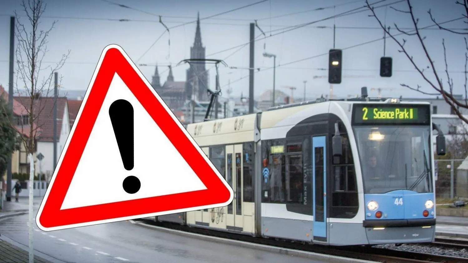 Straßenbahn-Unfall mit Lkw in Ulm - Stau und Verspätungen nach Crash auf Linie 2 | swp.de