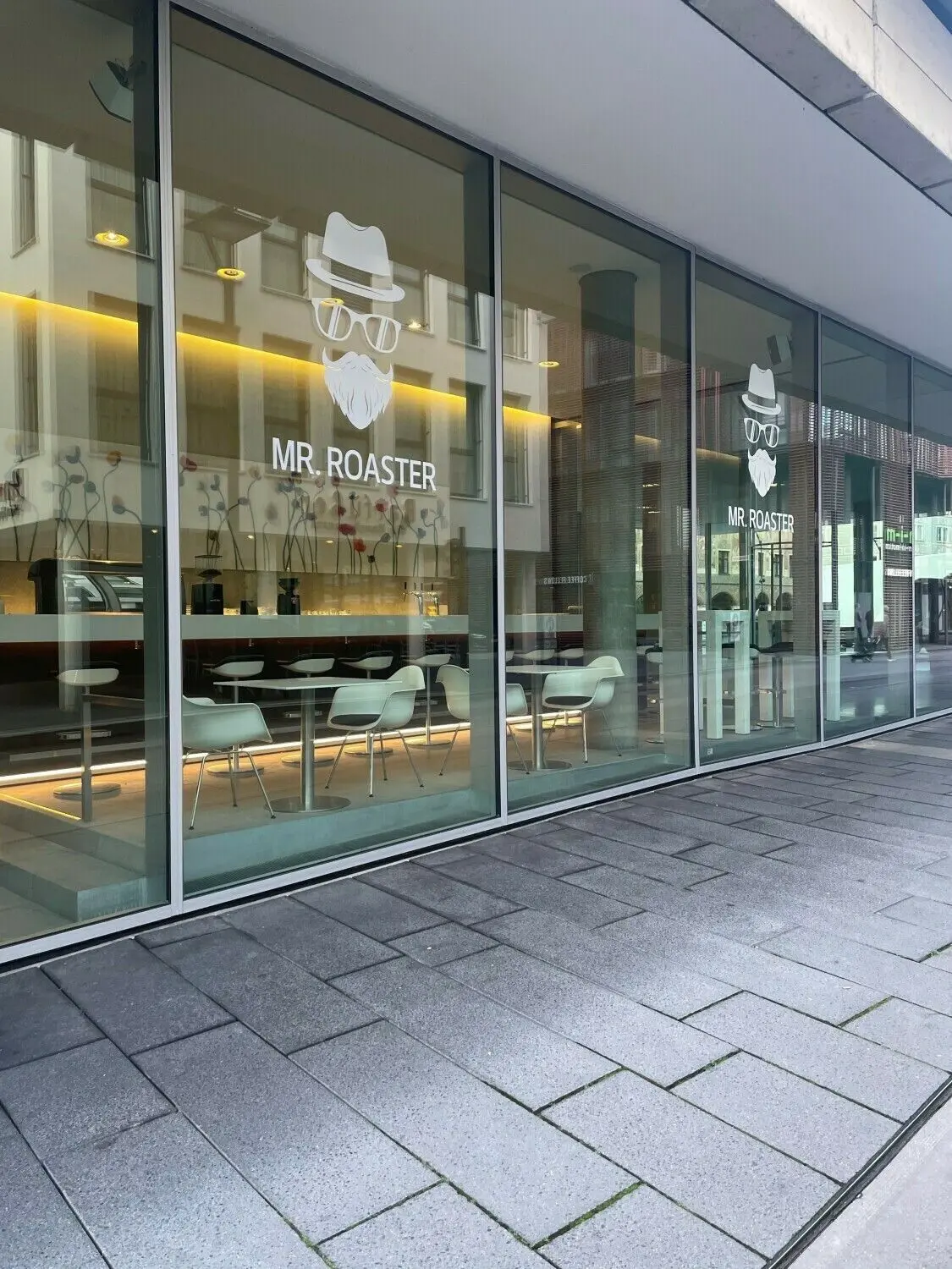 Neues Café in Ulm: Aus der Bill Bar wird Mr. Roaster | swp.de