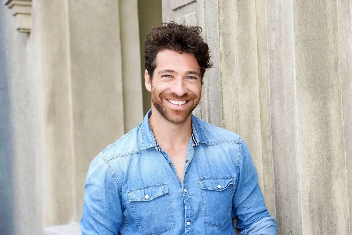 GZSZ Vorschau: Hochzeitsgerüchte um Carlos und Alicia | swp.de