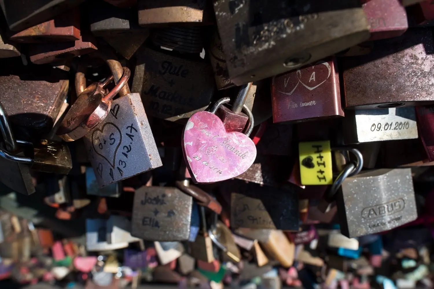 Horoskop heute: Liebeshoroskop für den 27. Februar 2024 | swp.de