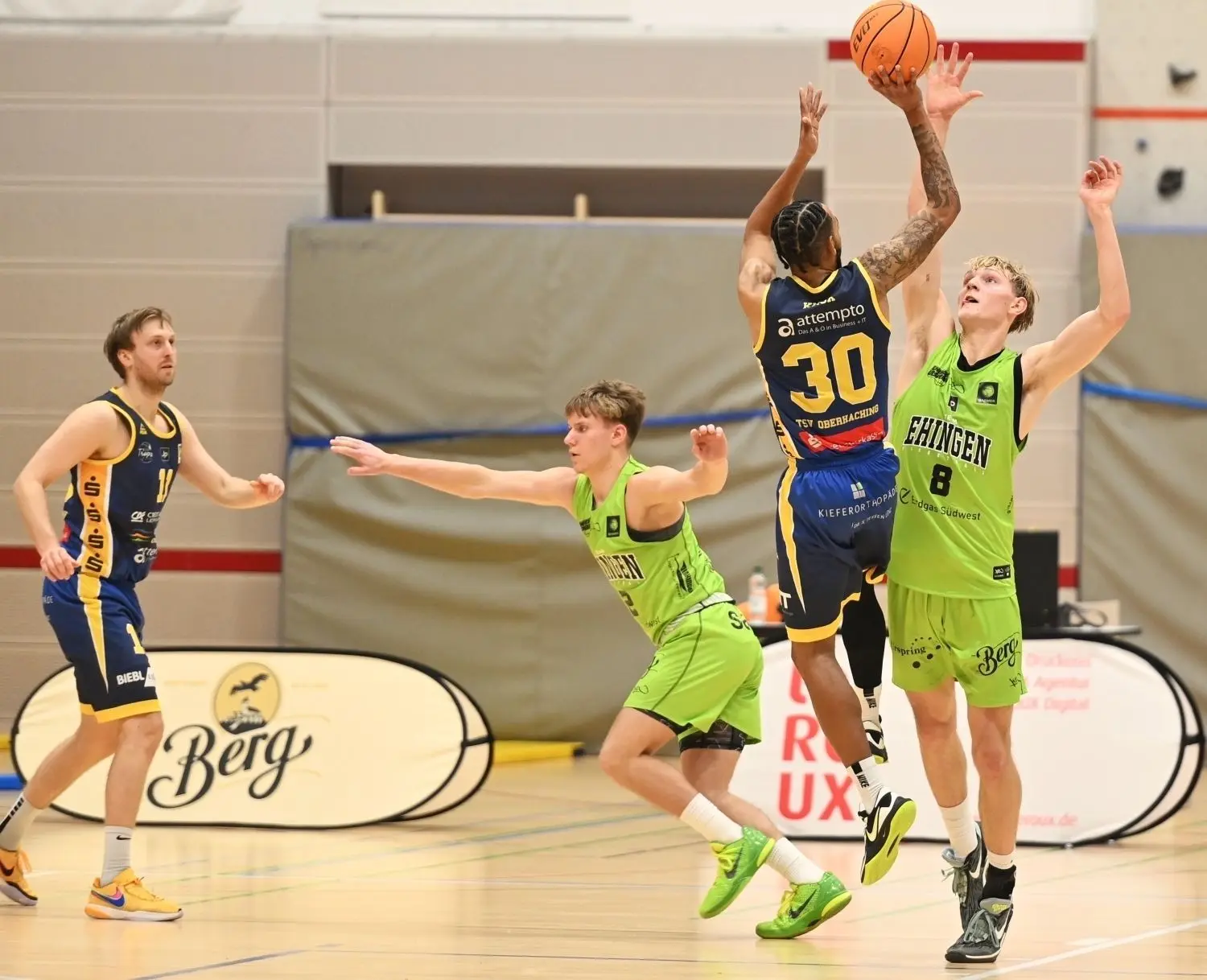 Basketball: Das Team Ehingen Urspring will das Schicksal in die eigene ...