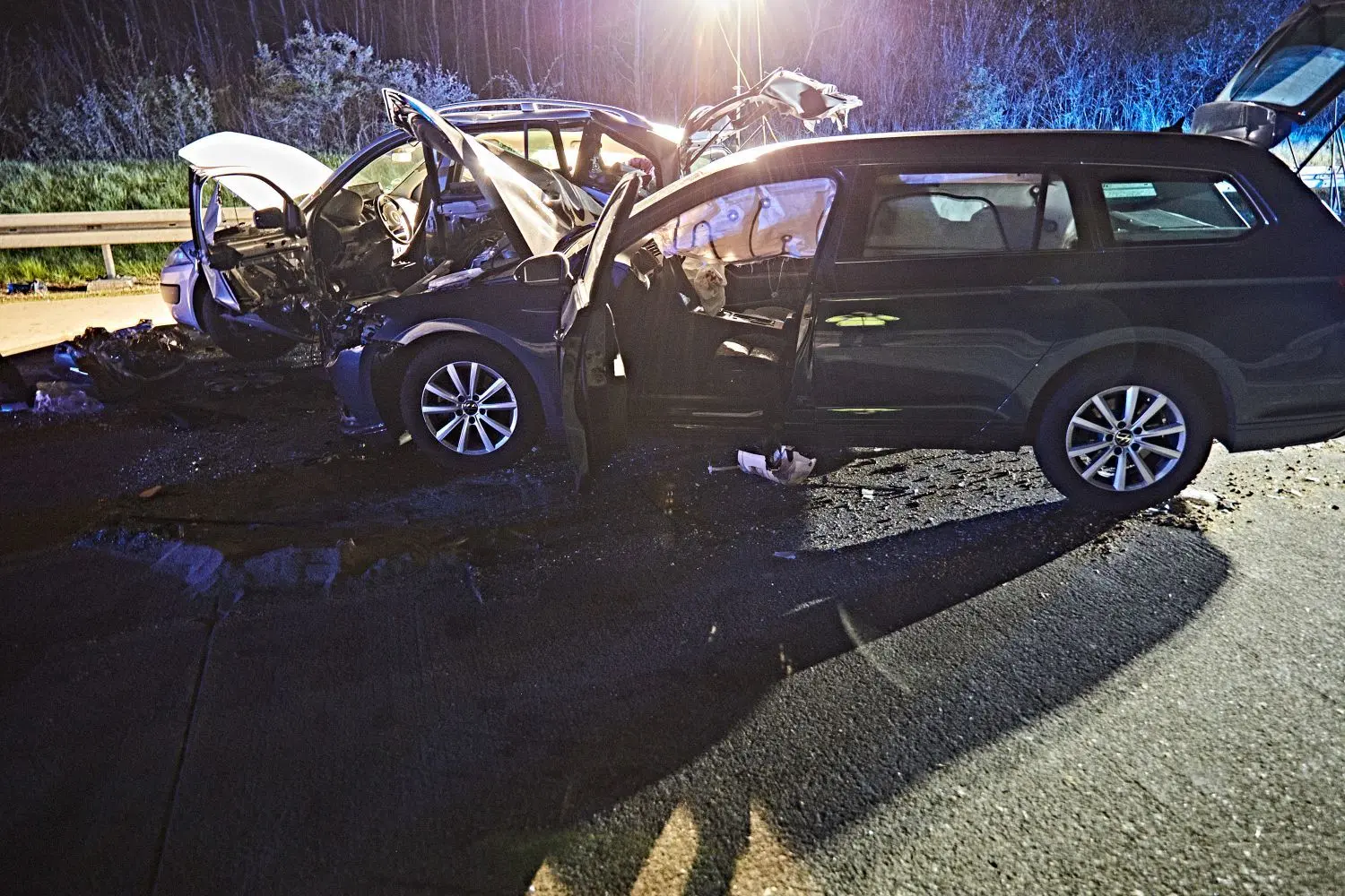 Unfall A7: Fahrerflucht und mehrere Verletzte - Autobahn stundenlang gesperrt | swp.de