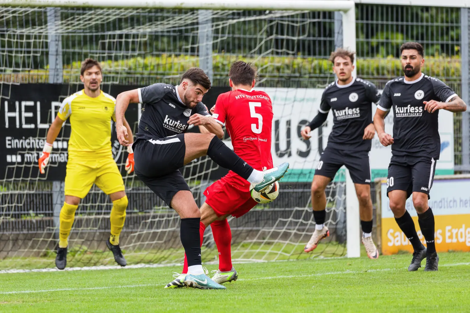 Fußball-Landesliga SC Geislingen: Sport-Club setzt den Blinker: Derby ...