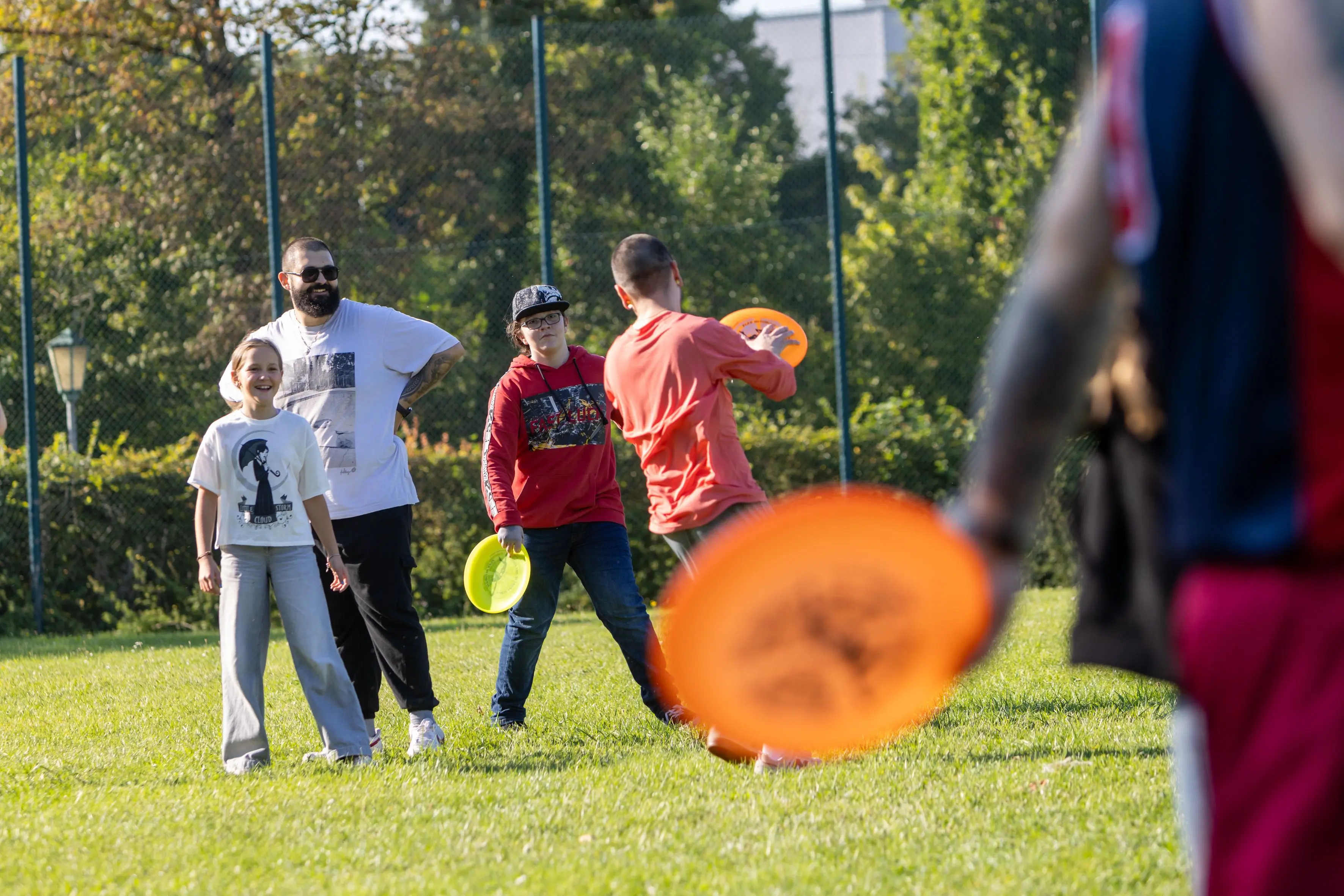Ultimate Frisbee: Wie der Stadtjugendring die Trendsportart in Ehingen ...