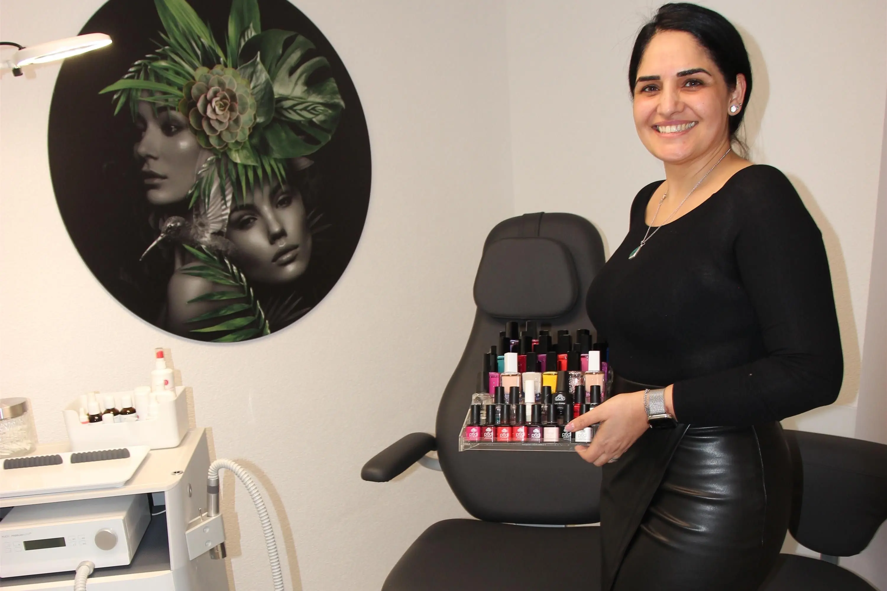 Traumberuf gefunden: Eutinger Studio „Angels of Beauty“ eröffnet in Bildechingen | swp.de