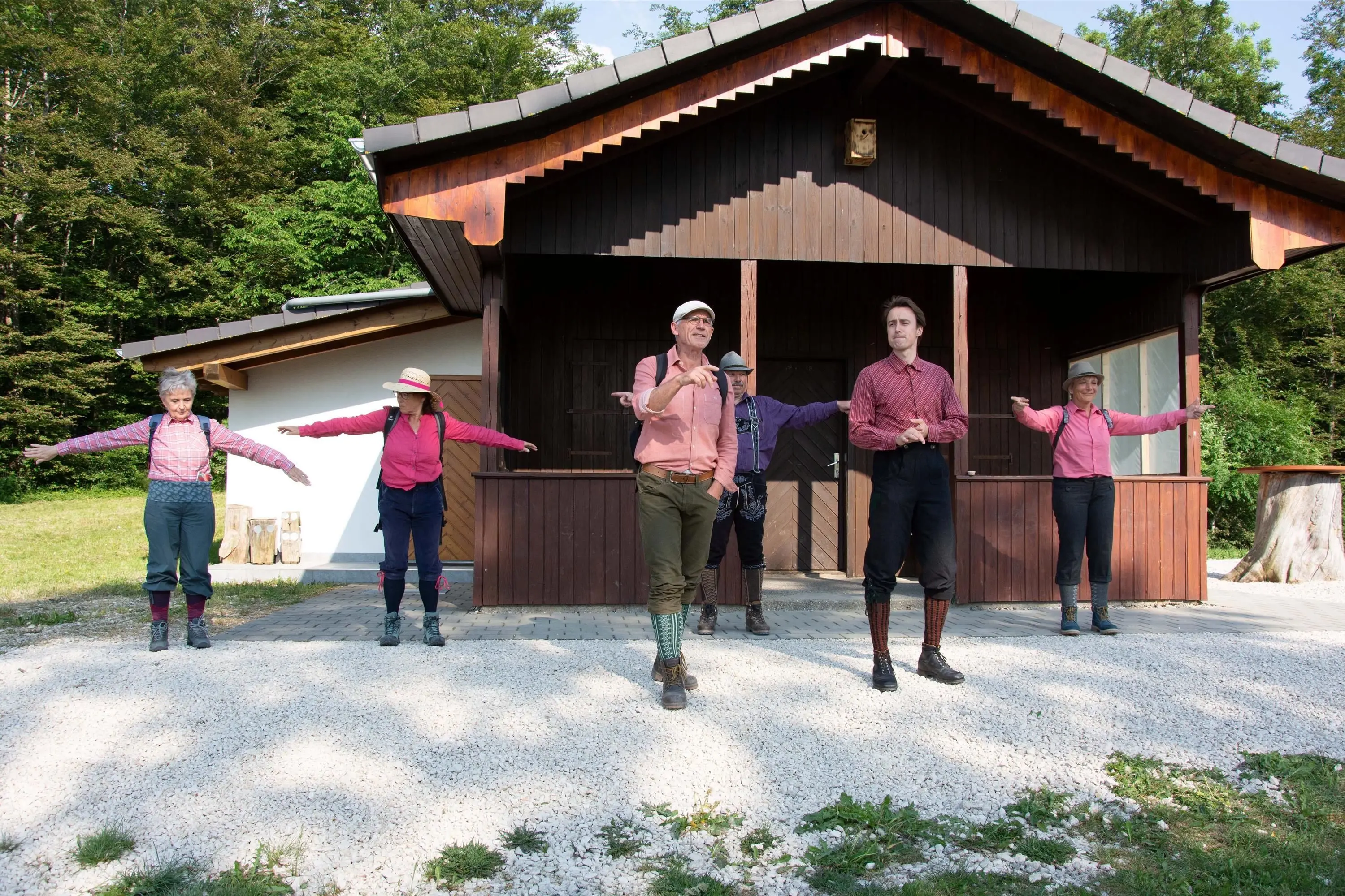 Melchingen · Vor der Premiere: Der Natur eine Stimme geben | swp.de