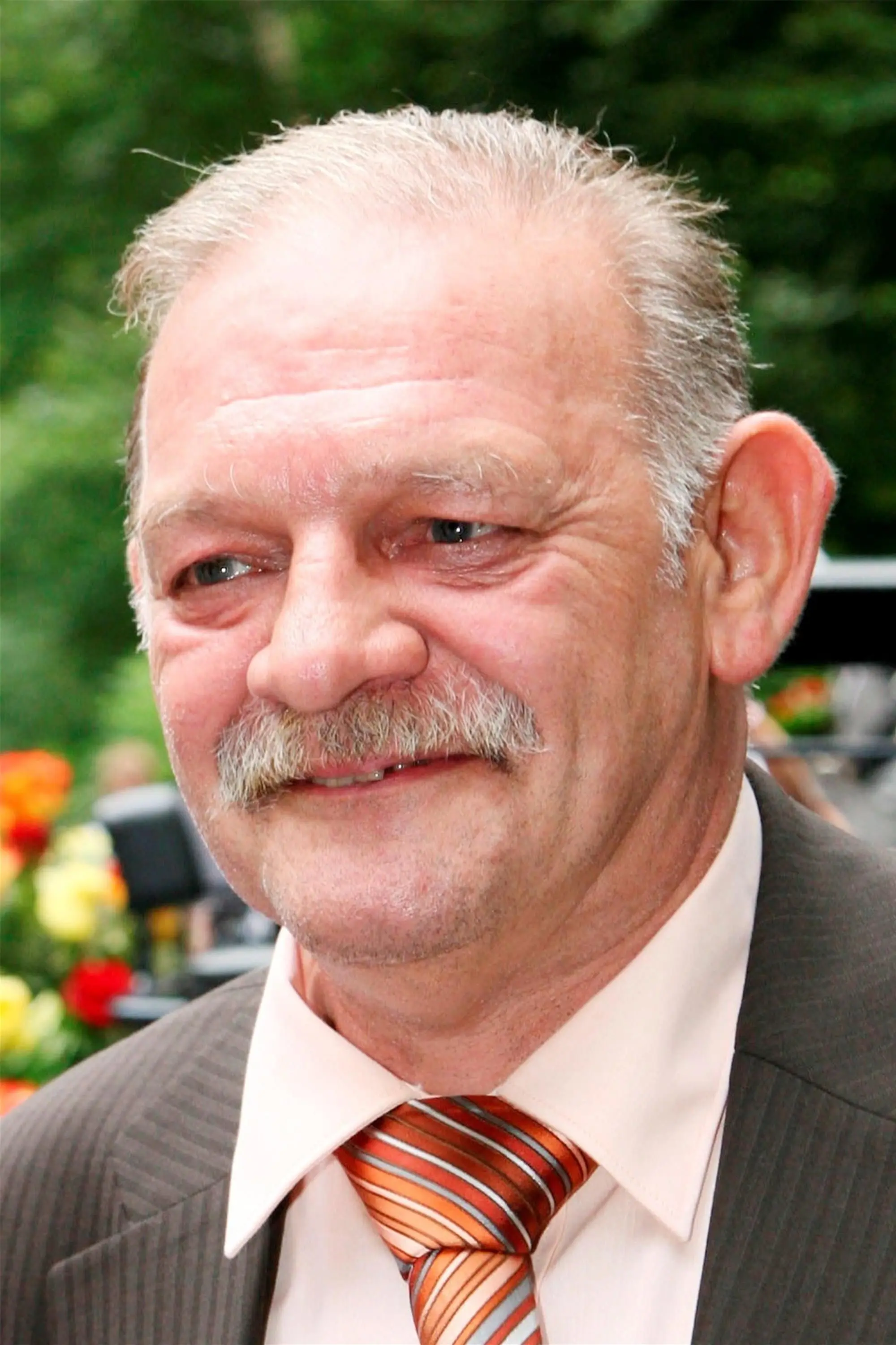 Nachruf: Kochen und Forellen waren Peter Falkensteins Leidenschaft | swp.de