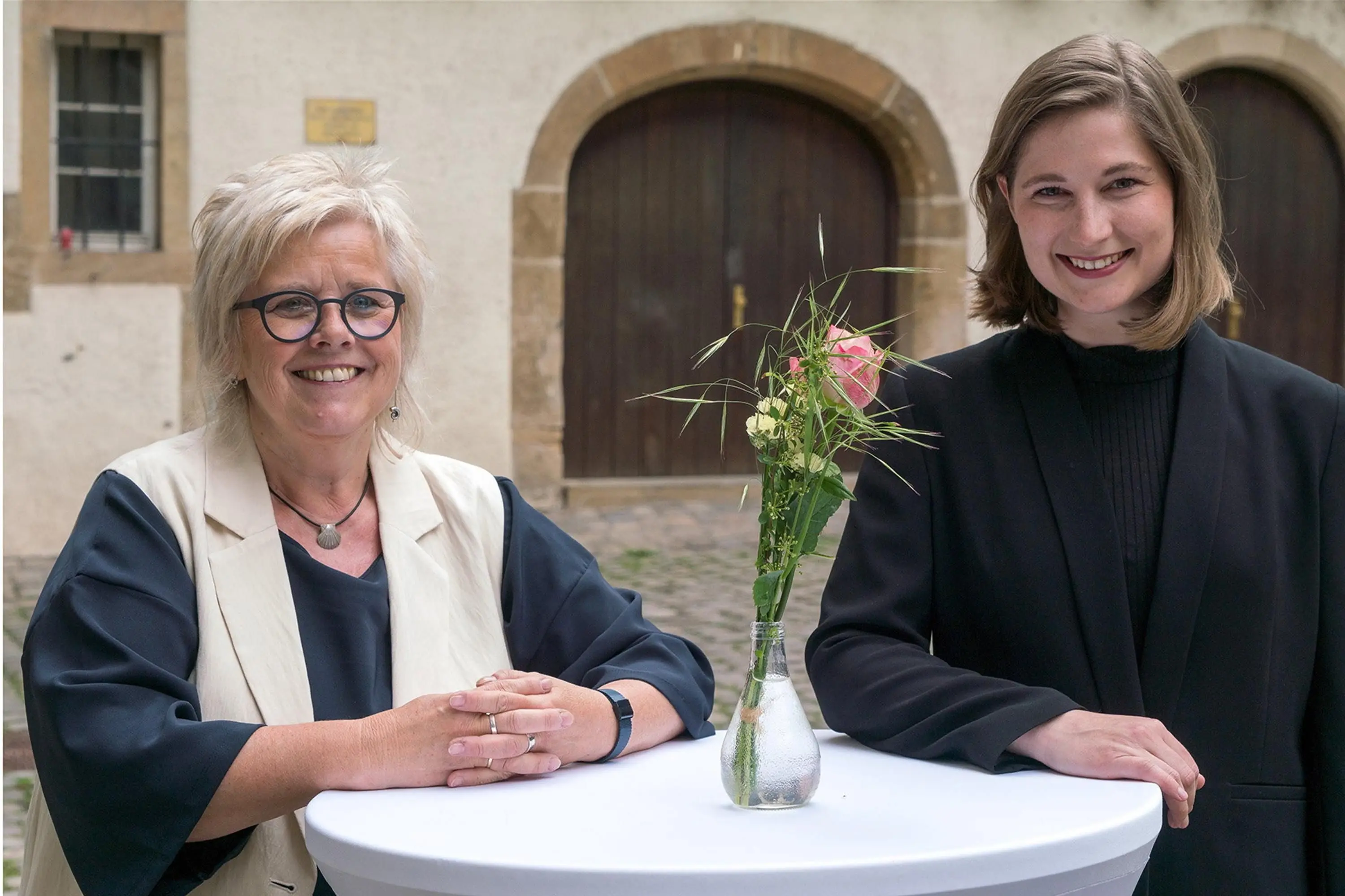 Tübingen: Wissenschaftskommunikation: Zwei Tübinger Professorinnen ...