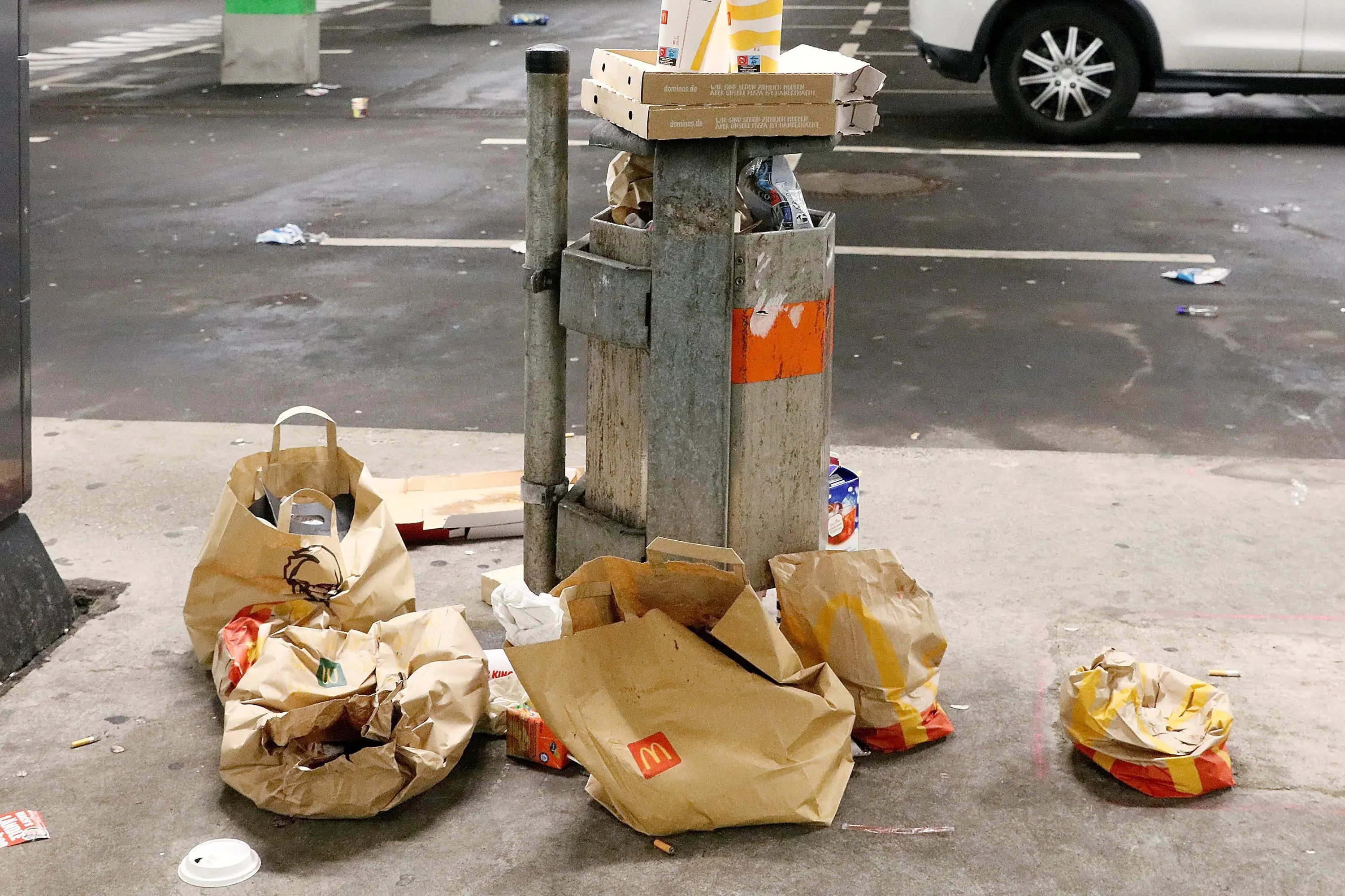 Tübingen: Nach Urteil zur Verpackungssteuer - McDonald’s erwägt Gang ...
