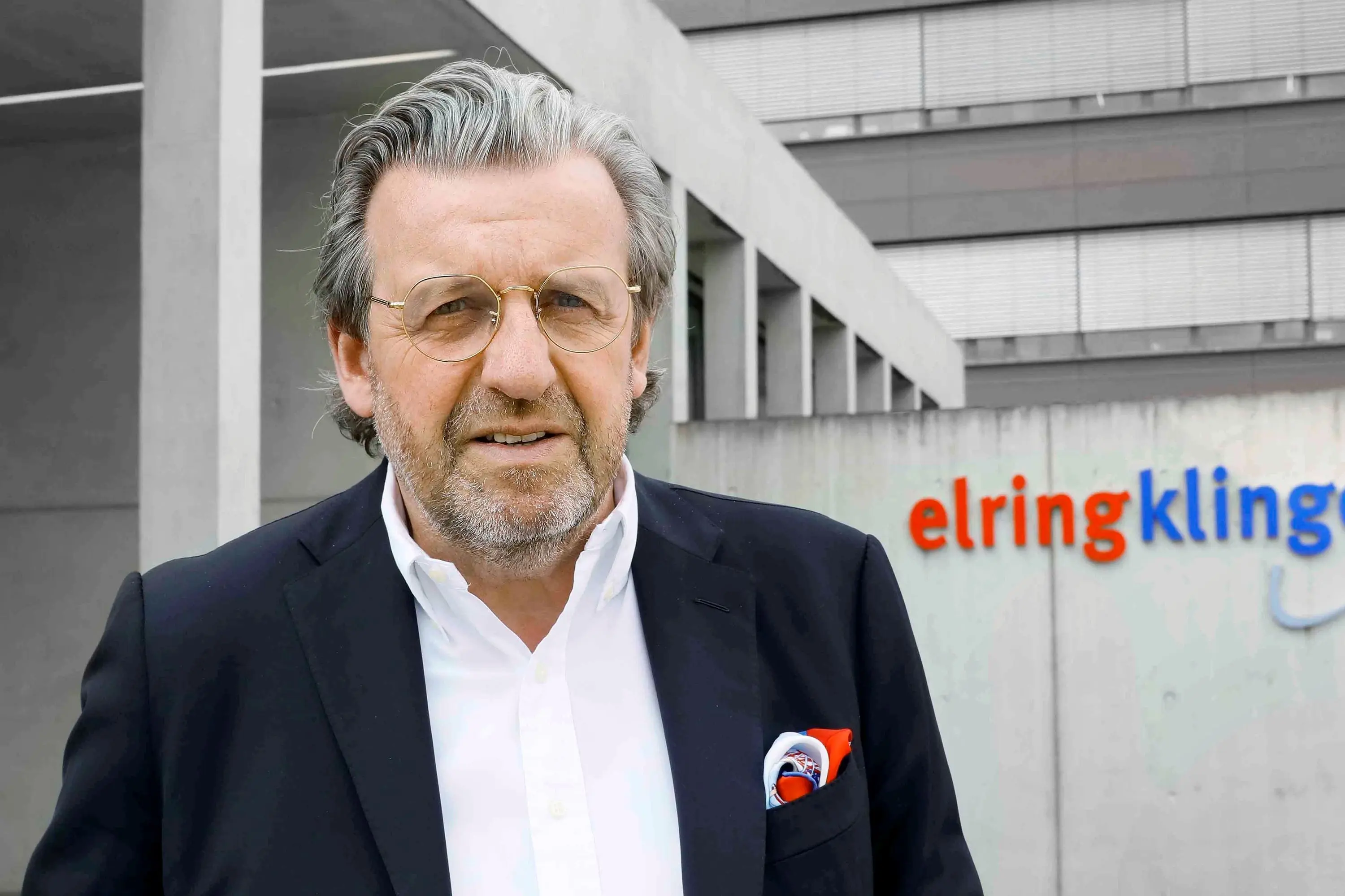Dettingen/Erms · Interview: Elring-Klinger-Chef Wolf: Ein Verfechter ...