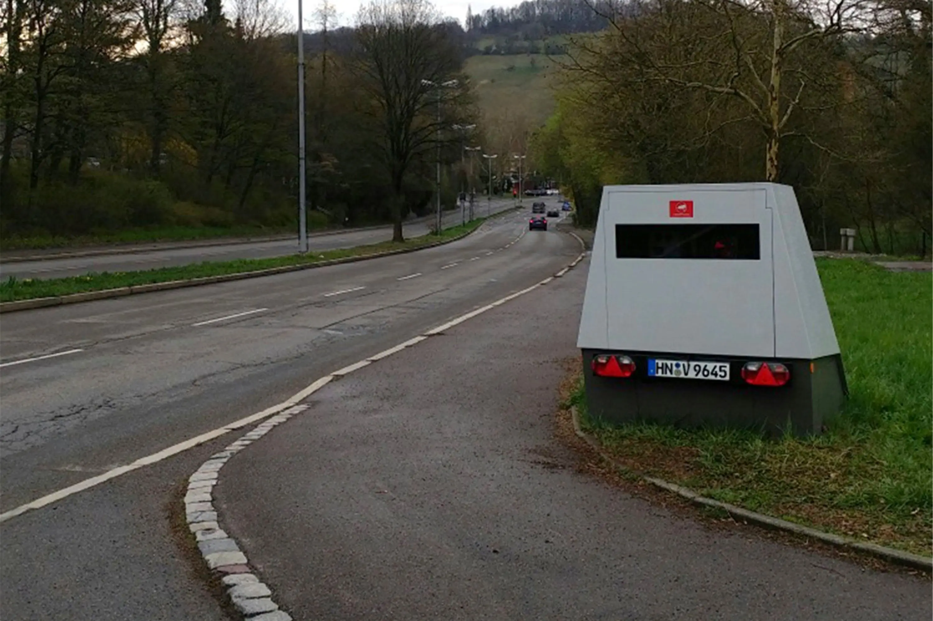 Blitzgefährlich: Neue Radarfalle am Tübinger Nordring | swp.de