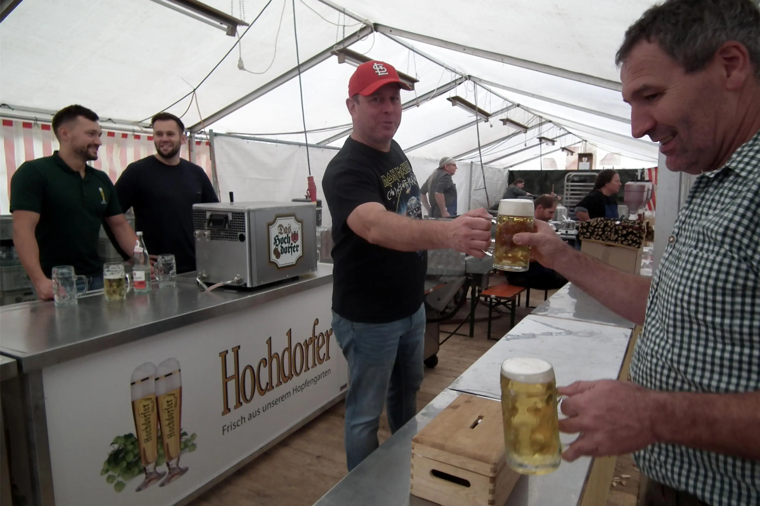 Bieringen · Fest: Bieringer Kirbe: Die Gäste strömten trotz Regens zum ...