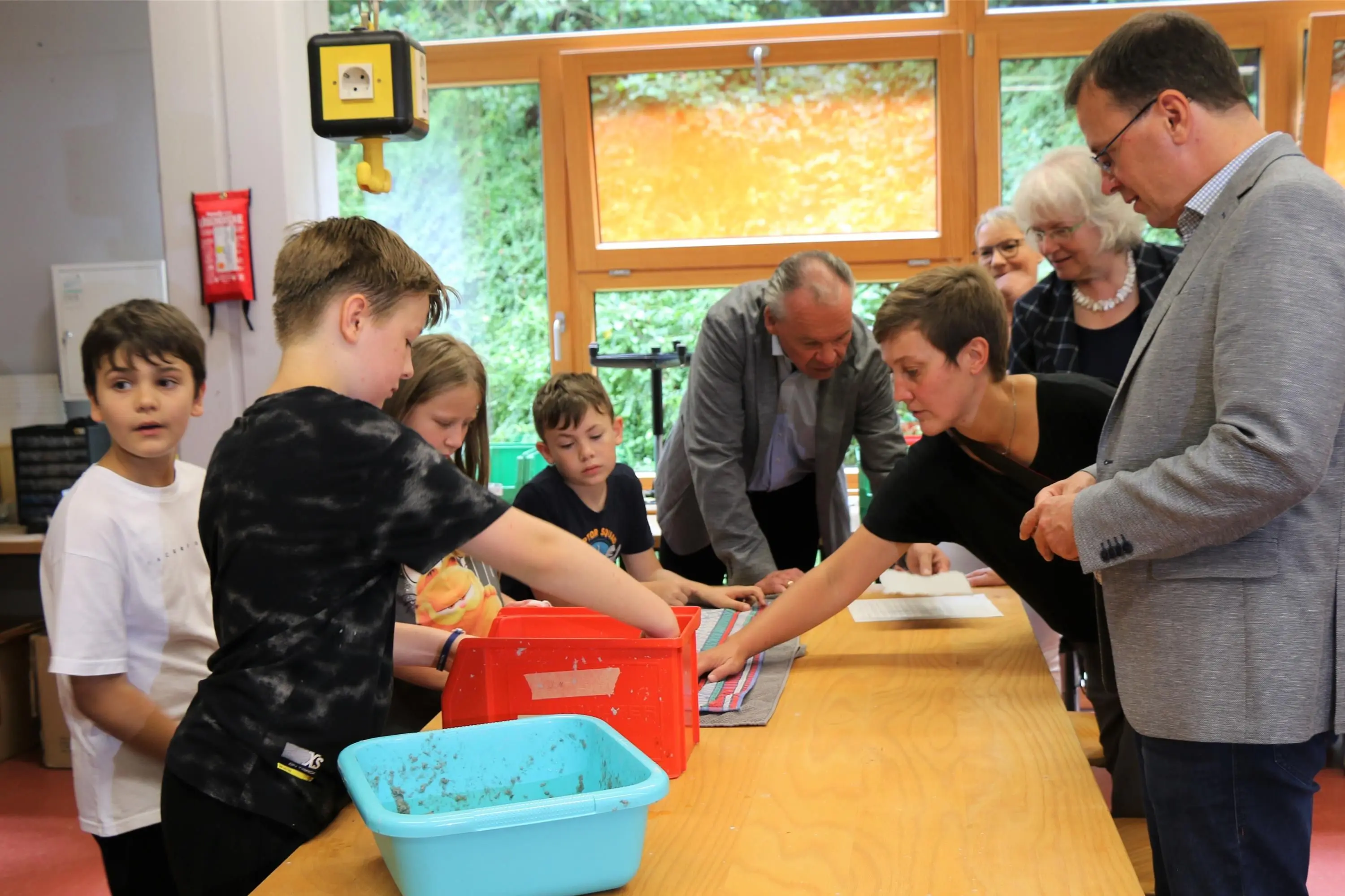 Sulz · Bildung: Statt zuhause am Handy daddeln | swp.de